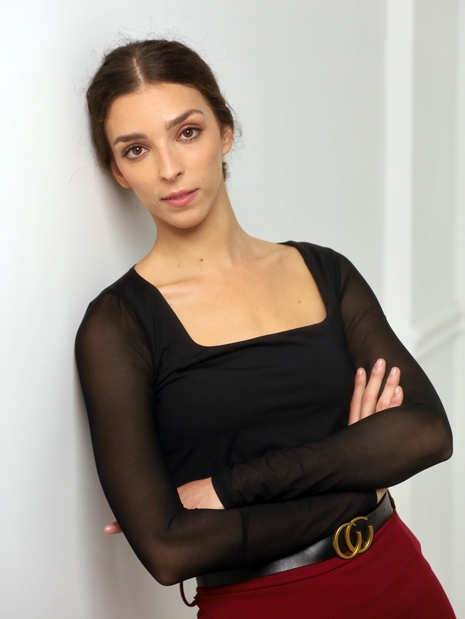 Attrice Manella Anna | Filmografia, curriculum e foto